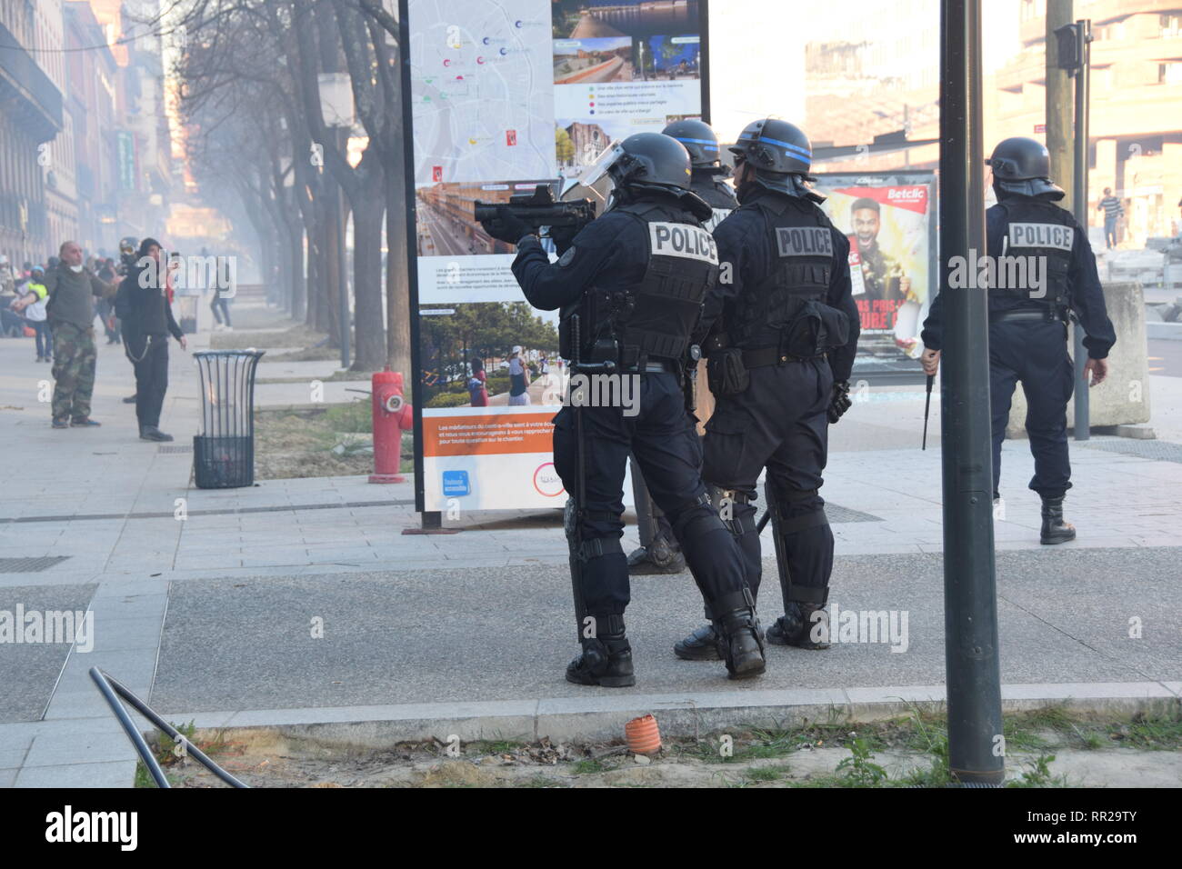 "lbd 40" hi-res stock photography and images - Alamy