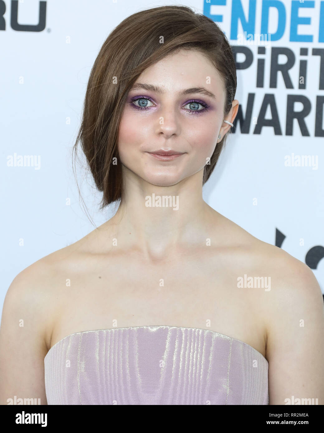 SANTA MONICA, LOS ANGELES, CA, USA - FEBRUARY 23: Actress Thomasin ...