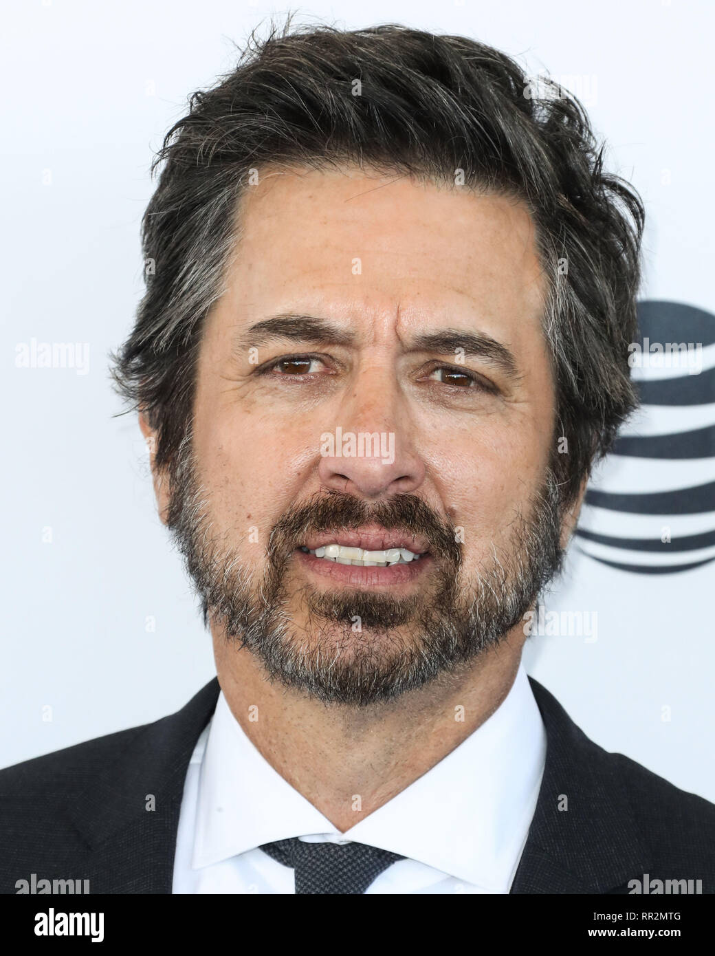 SANTA MONICA, LOS ANGELES, CA, USA - FEBRUARY 23: Actor Ray Romano ...