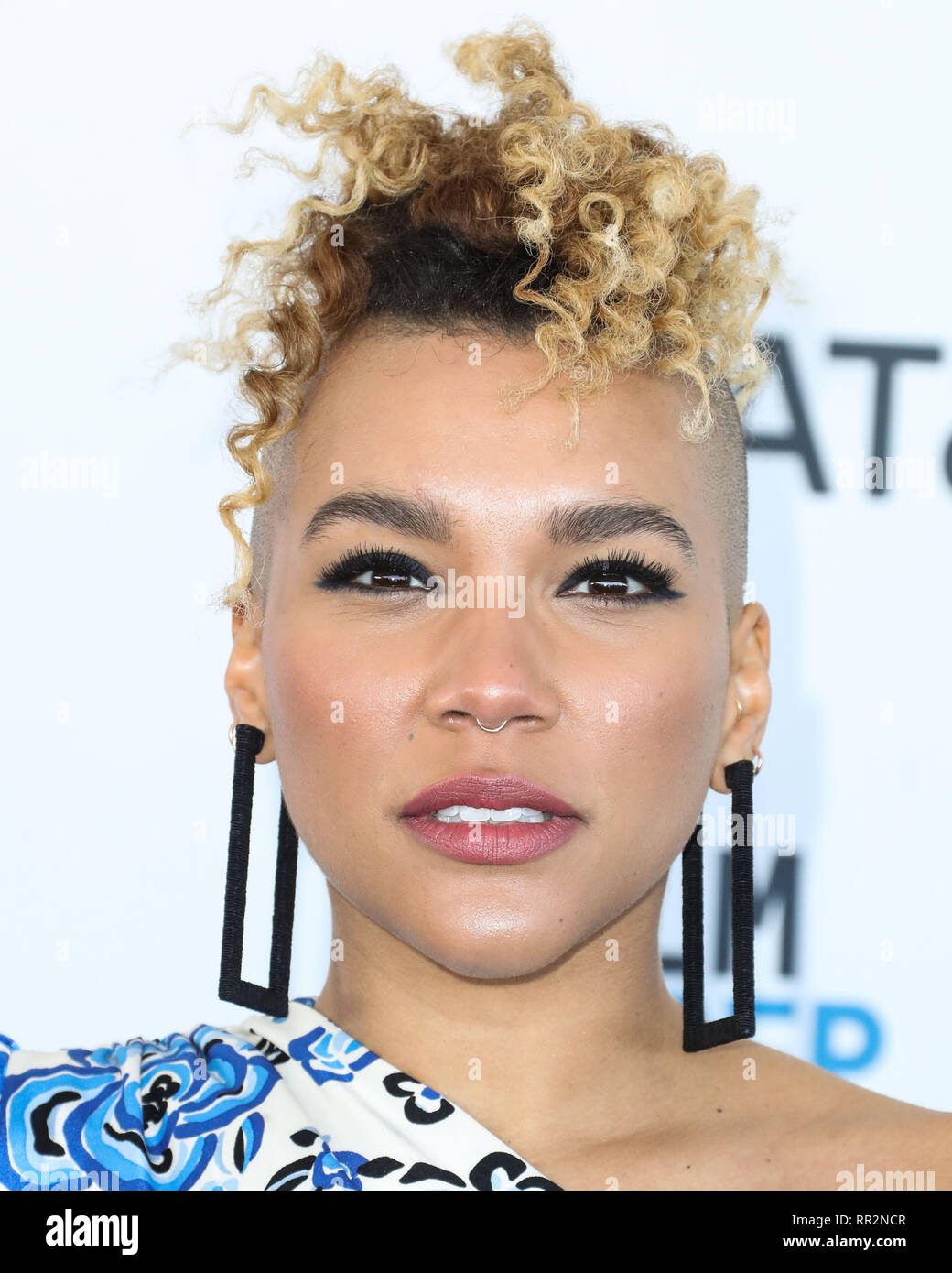 SANTA MONICA, LOS ANGELES, CA, USA - FEBRUARY 23: Actress Emmy Raver ...