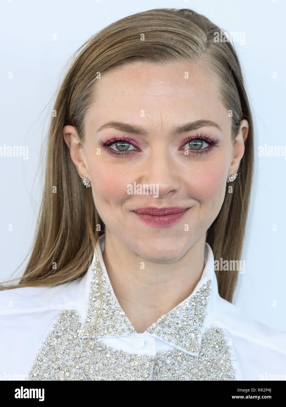 SANTA MONICA, LOS ANGELES, CA, USA - FEBRUARY 23: Actress Amanda ...