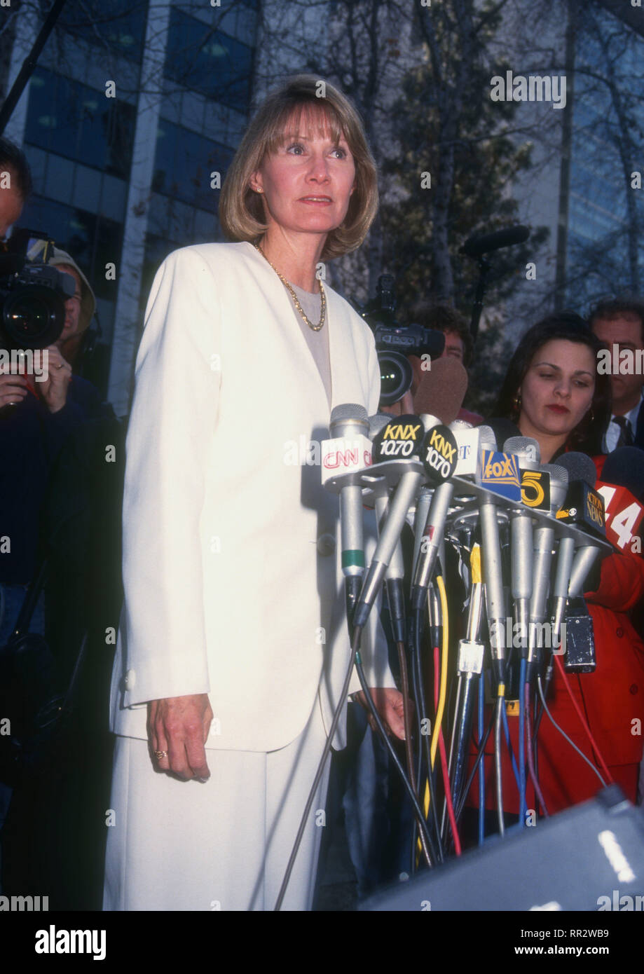 VAN NUYS, CA - JANUARY 28: Lyle Menendez's defense attorney Jill ...
