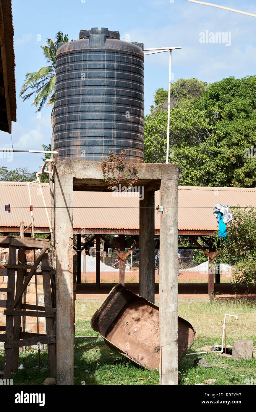 Elevated water tank hi-res stock photography and images - Alamy