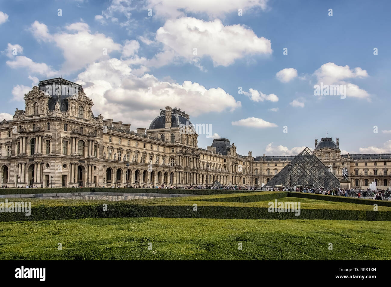 Louvre museum in daytime in Paris, France Stock Photo - Alamy