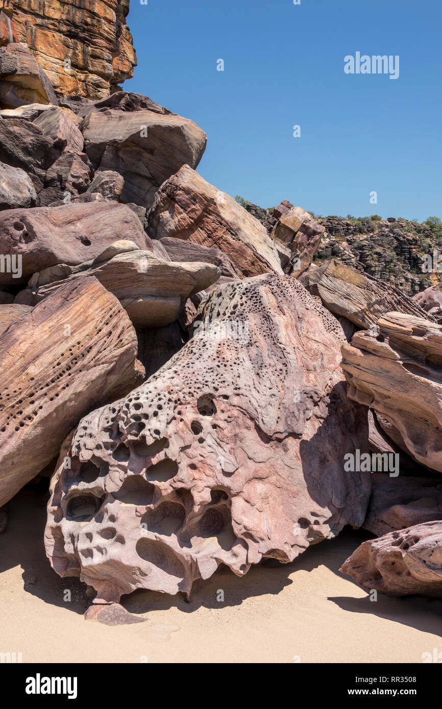 Wave and wind erosion on rocks at Koolama Bay, Western Australia Stock ...