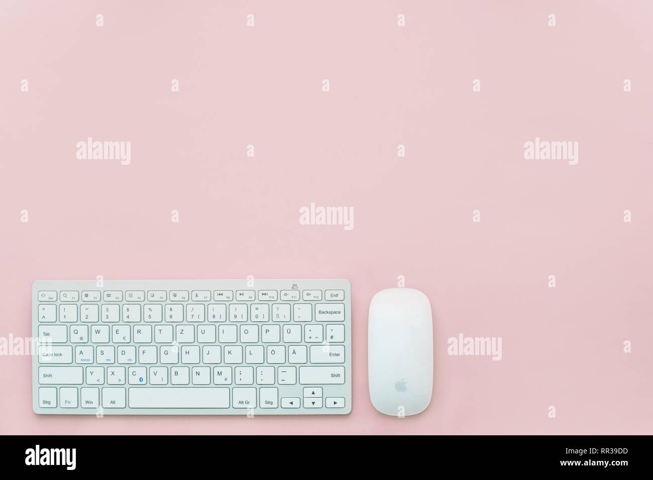 Computer Wireless Mouse High Resolution Stock Photography and Images ...