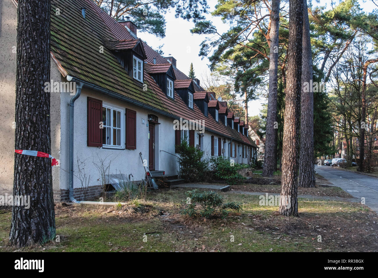 Waldsiedlung Krumme Lanke, Berlin. Housing Settlement built by the ...