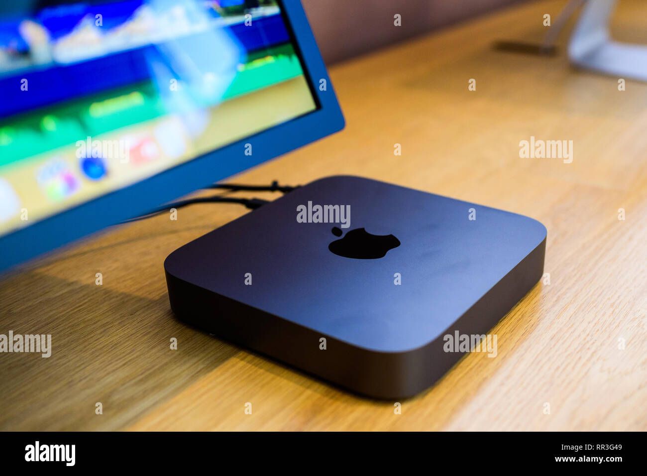 PARIS, FRANCE - NOV 7, 2018: Side view of the new space gray Apple Mac ...