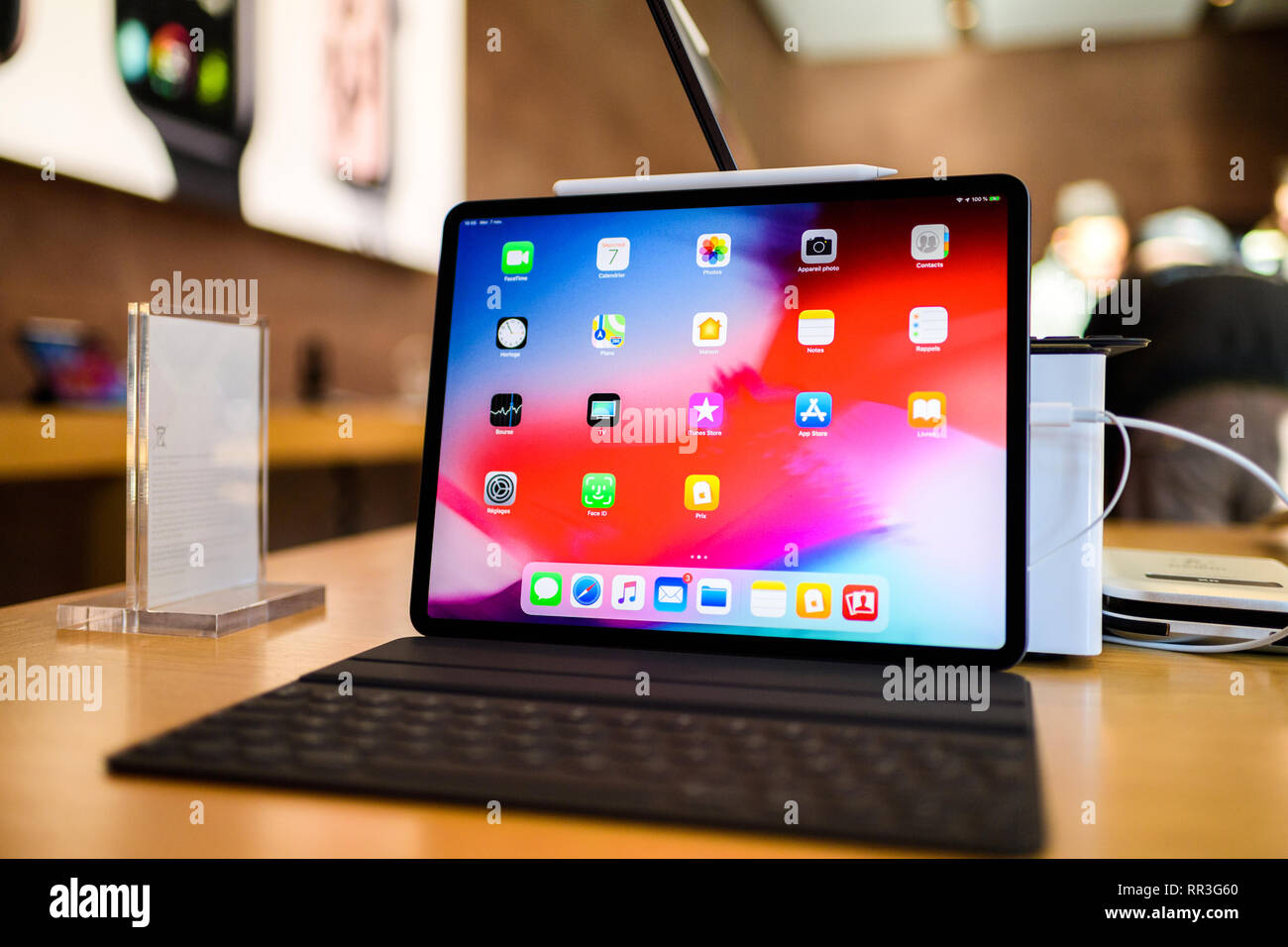 PARIS, FRANCE - NOV 7, 2018: New mobile tablet from Apple iPad Pro with ...