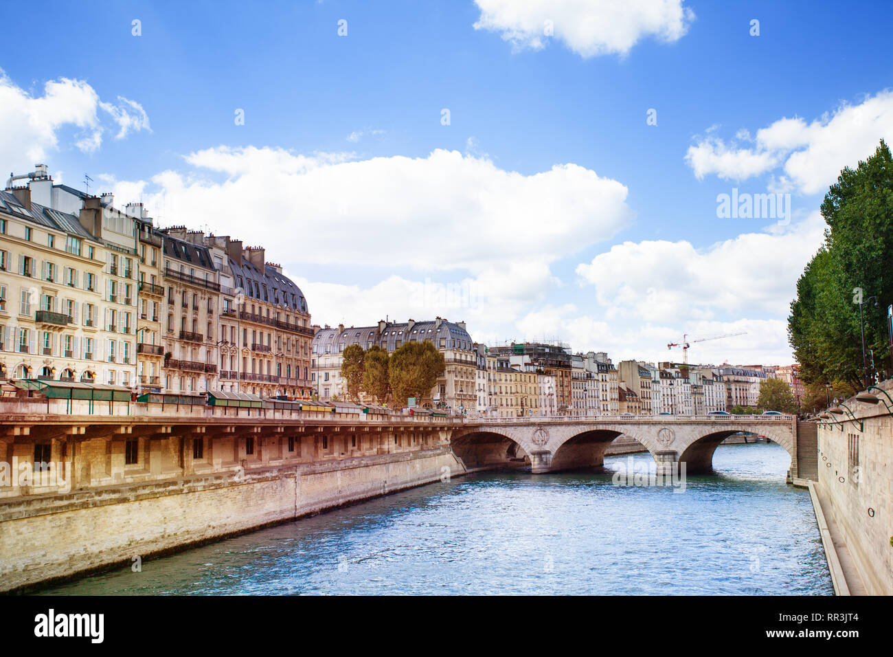 Bridge Pont Saint-Michel in Paris cite island Stock Photo - Alamy