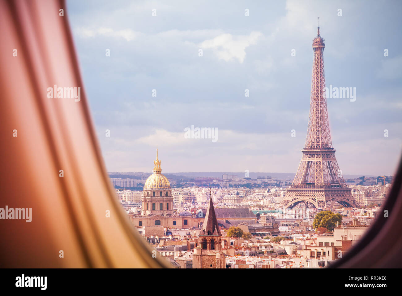 Paris and Eiffel tower view from plane window Stock Photo - Alamy