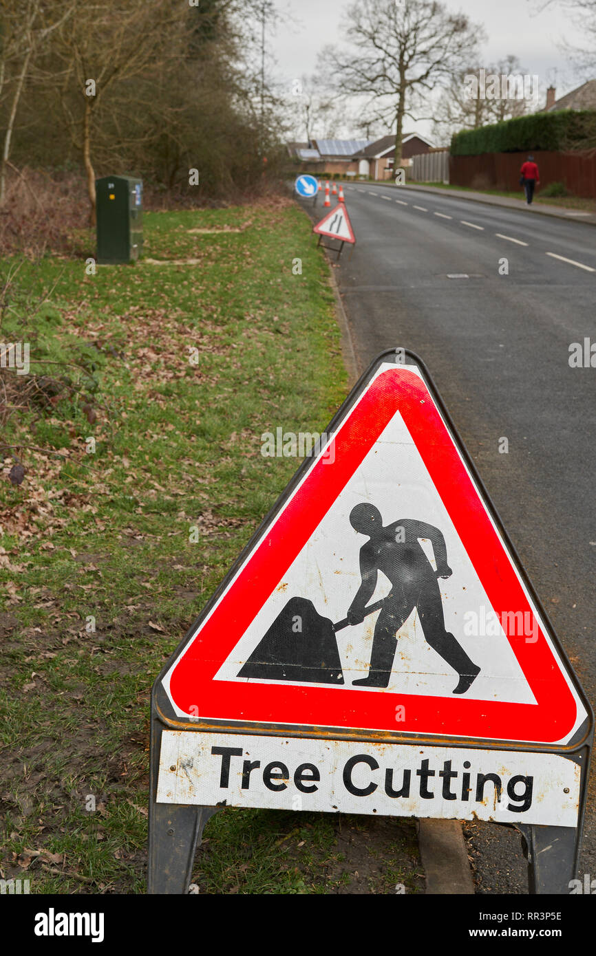 Tree cutting warning sign hi-res stock photography and images - Alamy