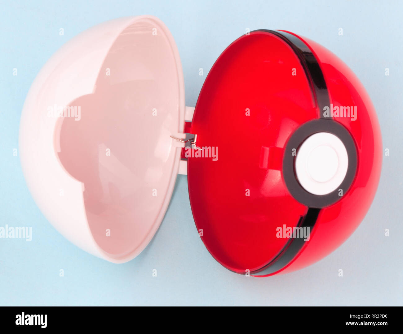 Pokemon ball open hi-res stock photography and images - Alamy