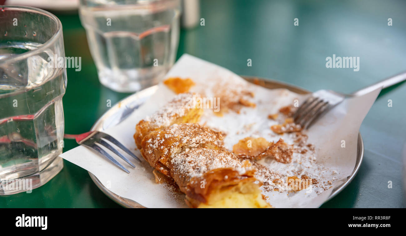 Bougatsa thessaloniki hi-res stock photography and images - Alamy
