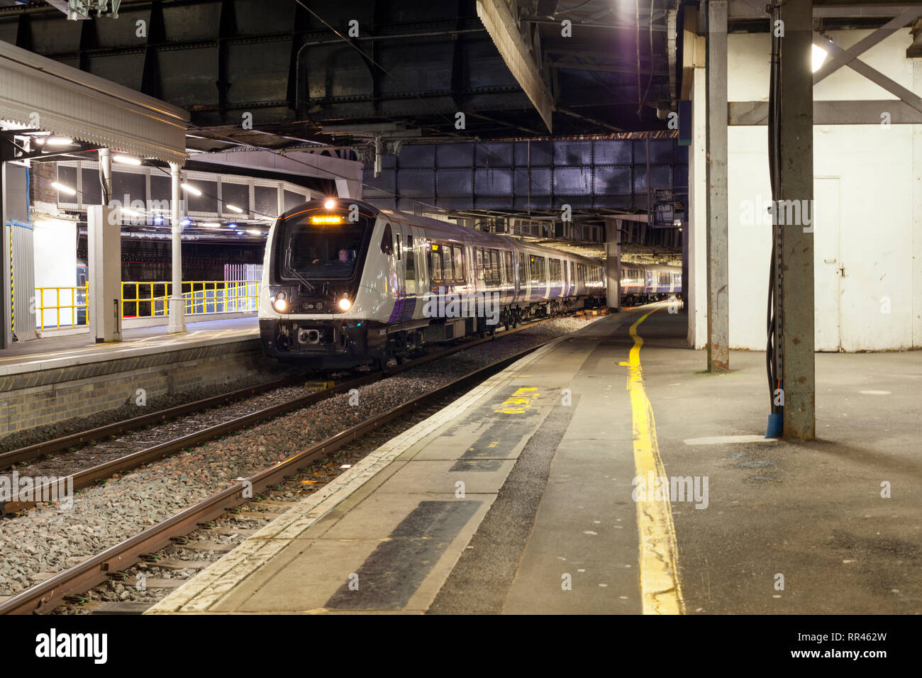 Rail class 345 hi-res stock photography and images - Alamy