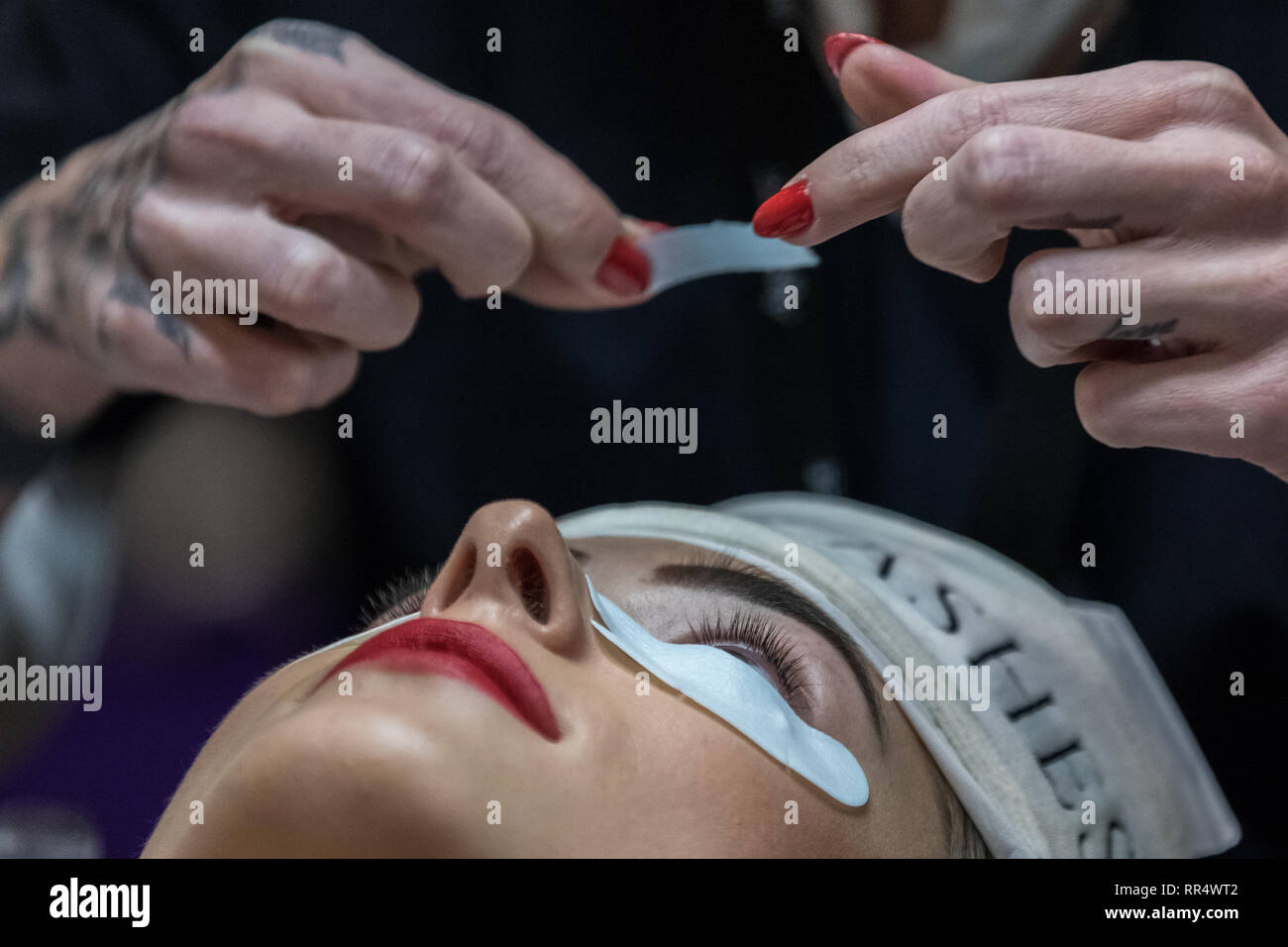 Health and beauty retail show hi-res stock photography and images - Alamy