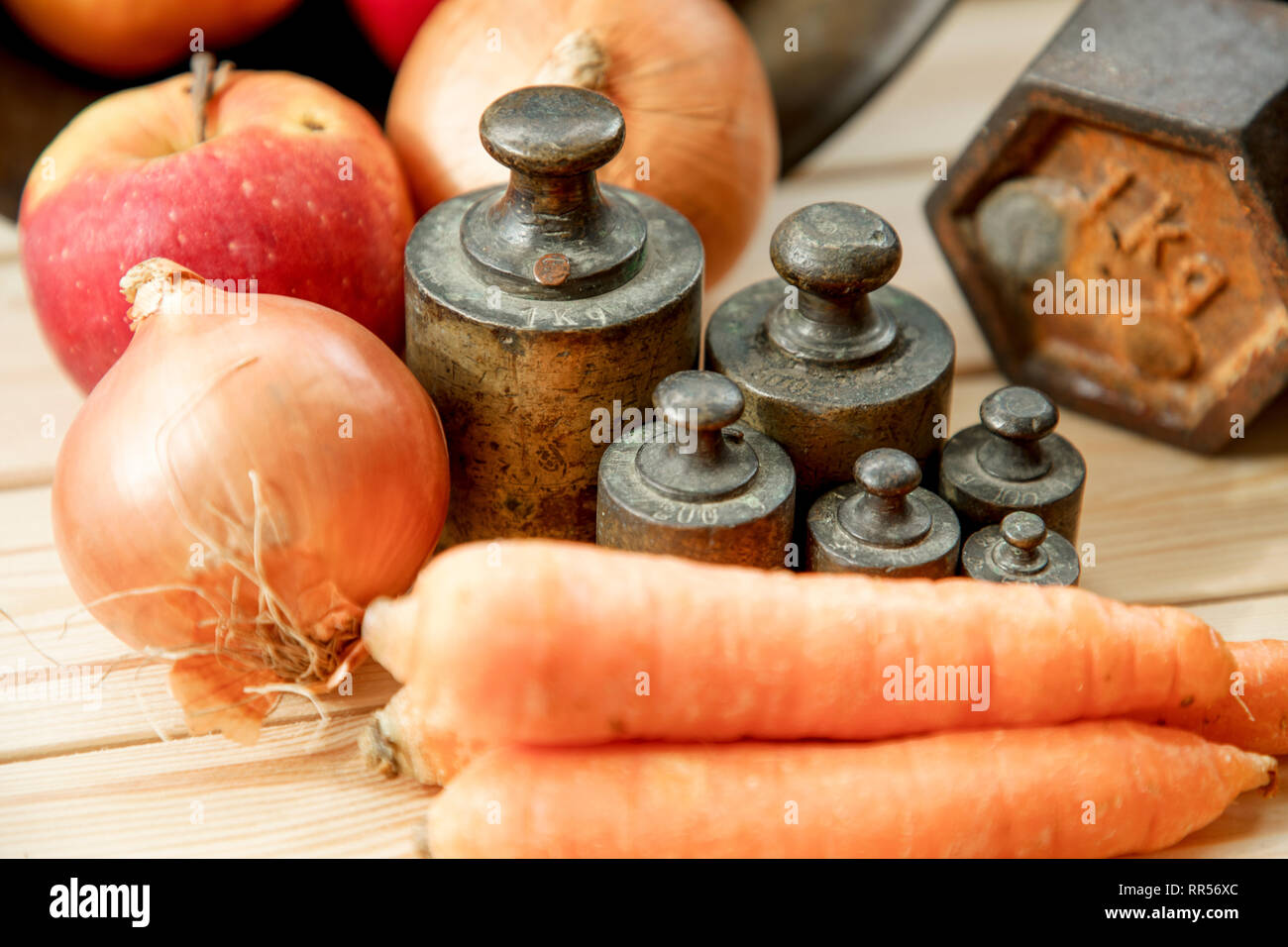 Ancient weight scale hi-res stock photography and images - Alamy