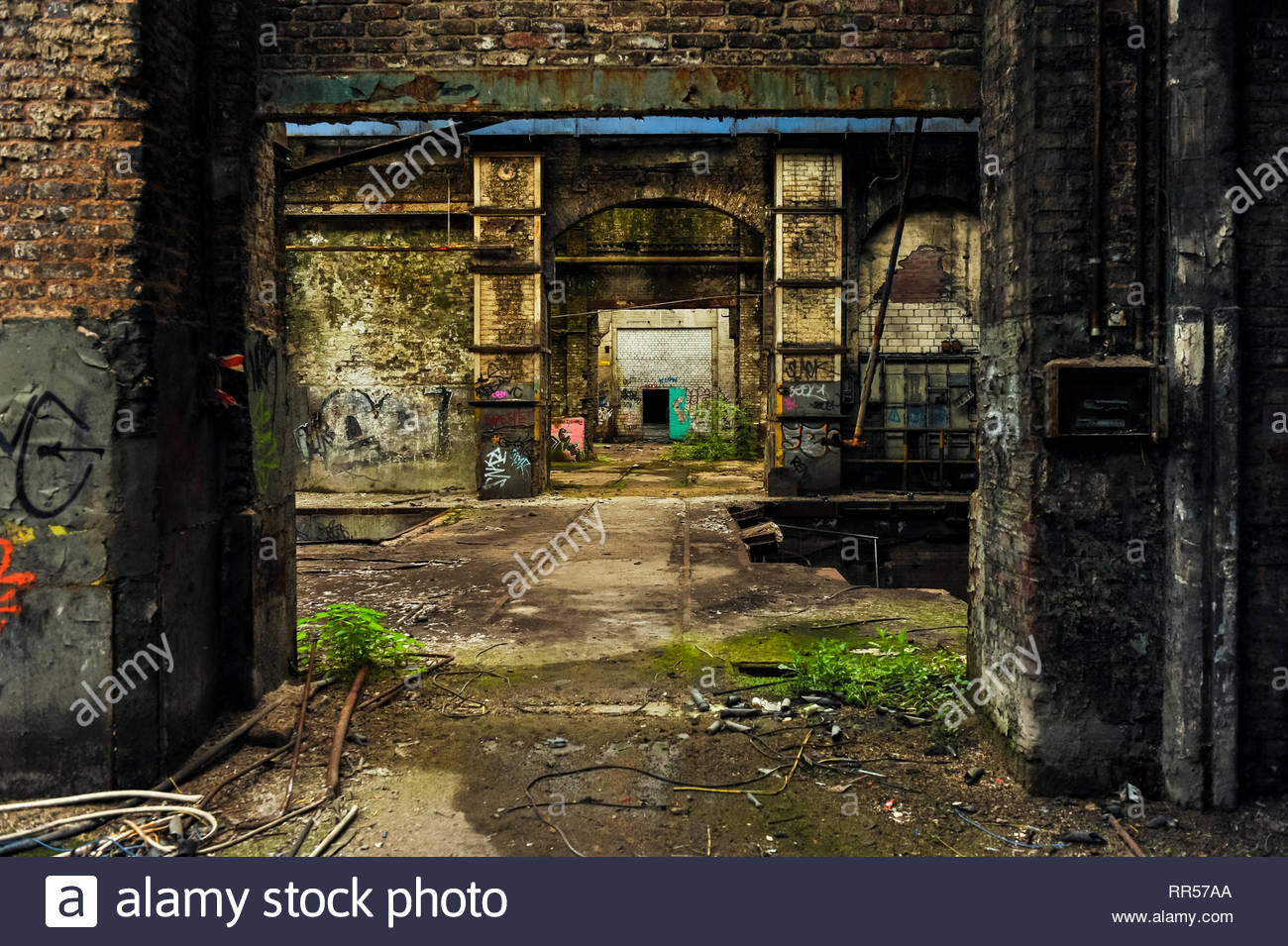 Abandoned Factory Hall Stock Photos & Abandoned Factory Hall Stock ...