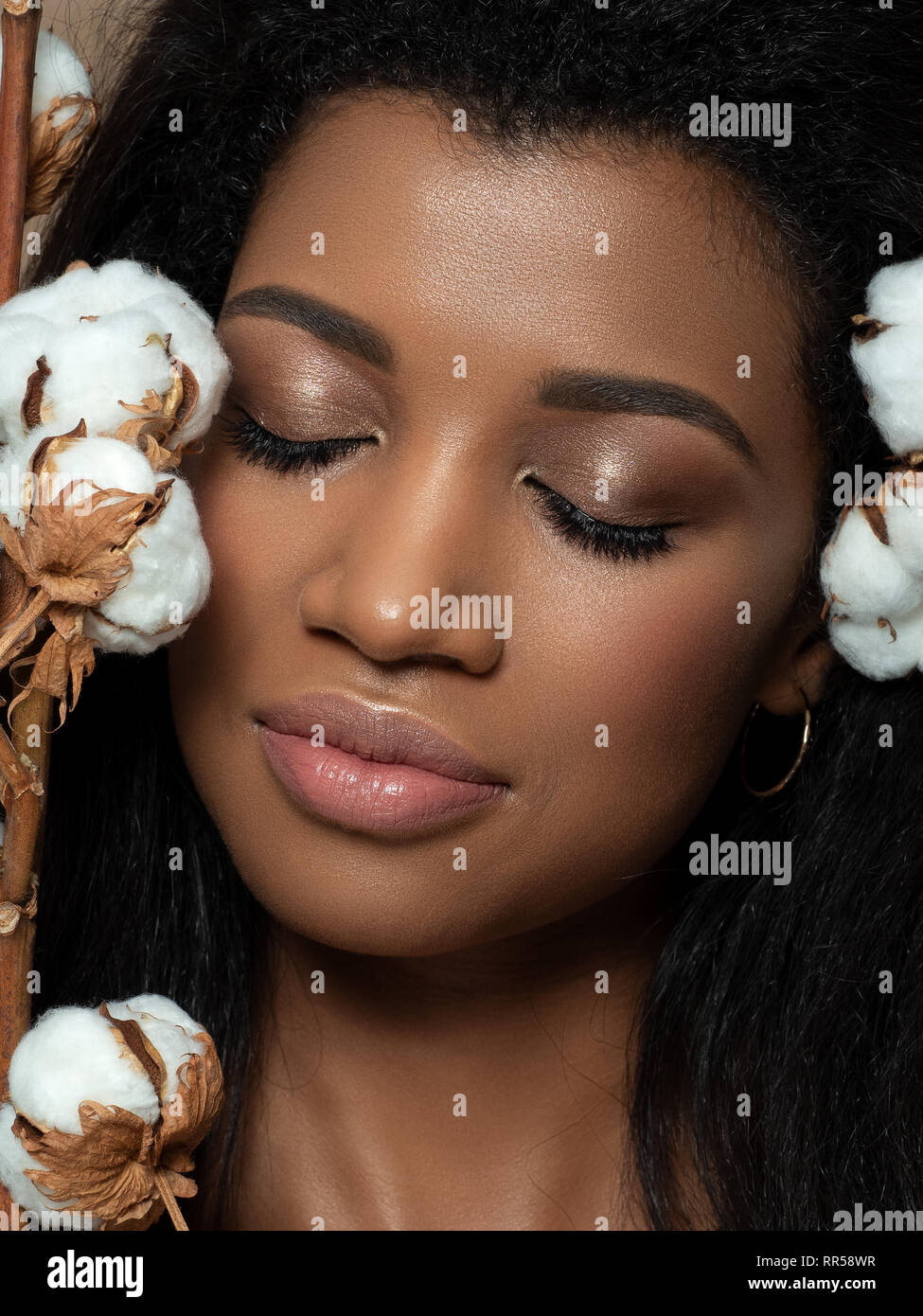 Cotton soft hi-res stock photography and images - Alamy
