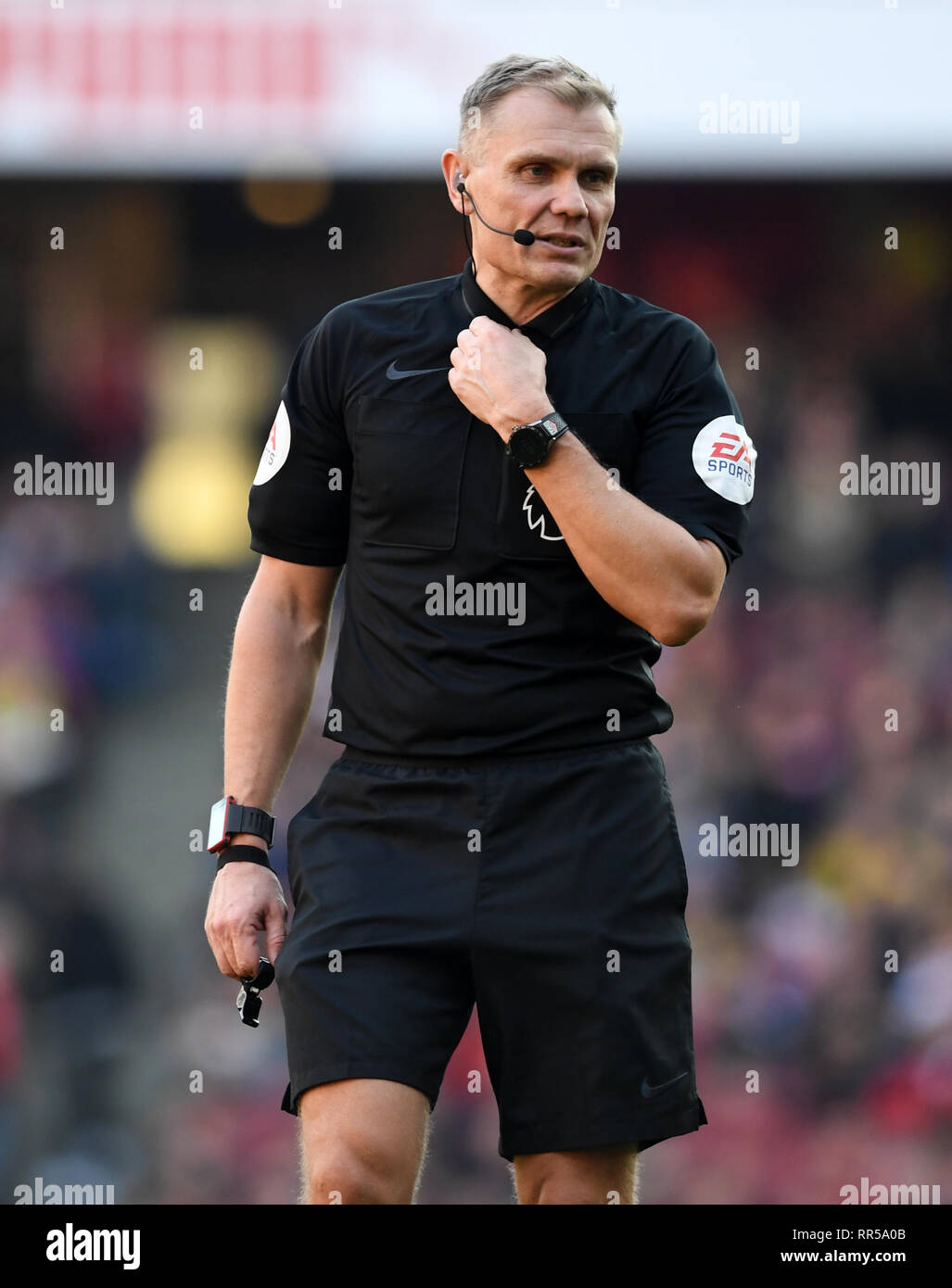 Referee Graham Scott during the Premier League match at the Emirates ...