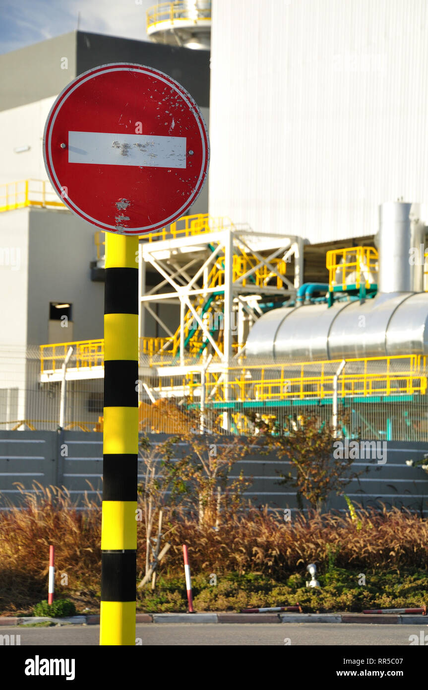 No entry sign in factory hi-res stock photography and images - Alamy