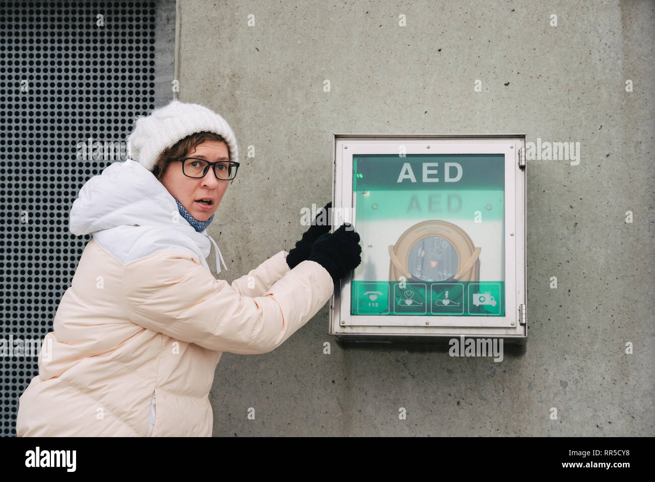 medicine cardiopulmonary resuscitation and emergency call. Young ...