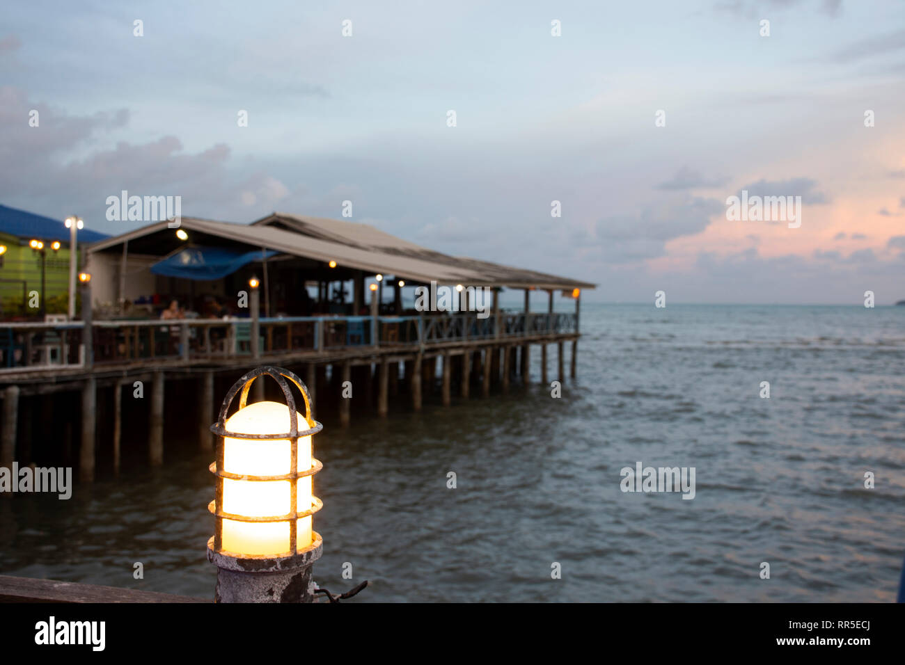 Local restaurant beside seascape at Ban Phe beach in Rayong, Thailand ...