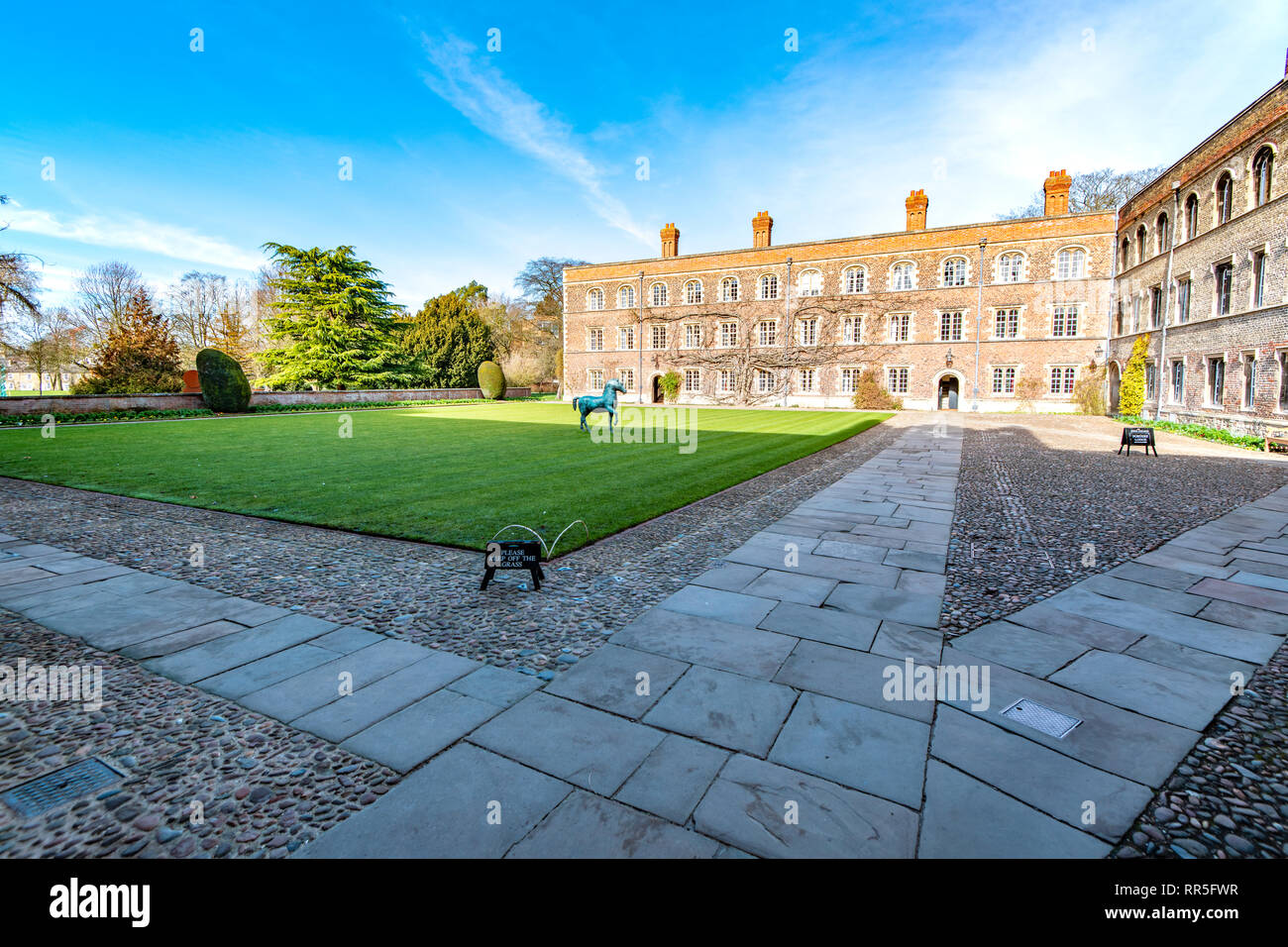 Jesus college cambridge hi-res stock photography and images - Alamy
