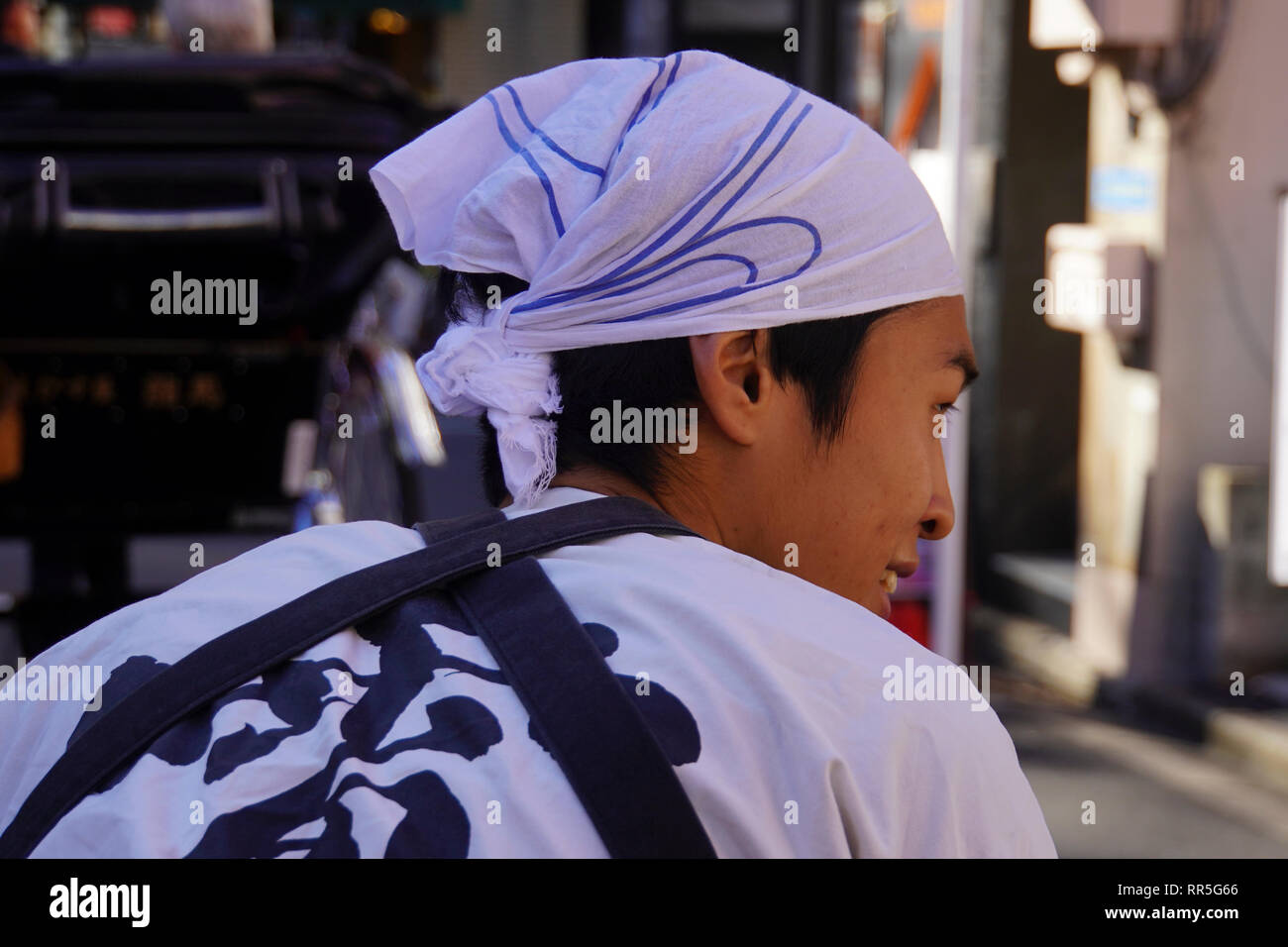 Rickshaw runner in Tokyo, Japan Stock Photo - Alamy