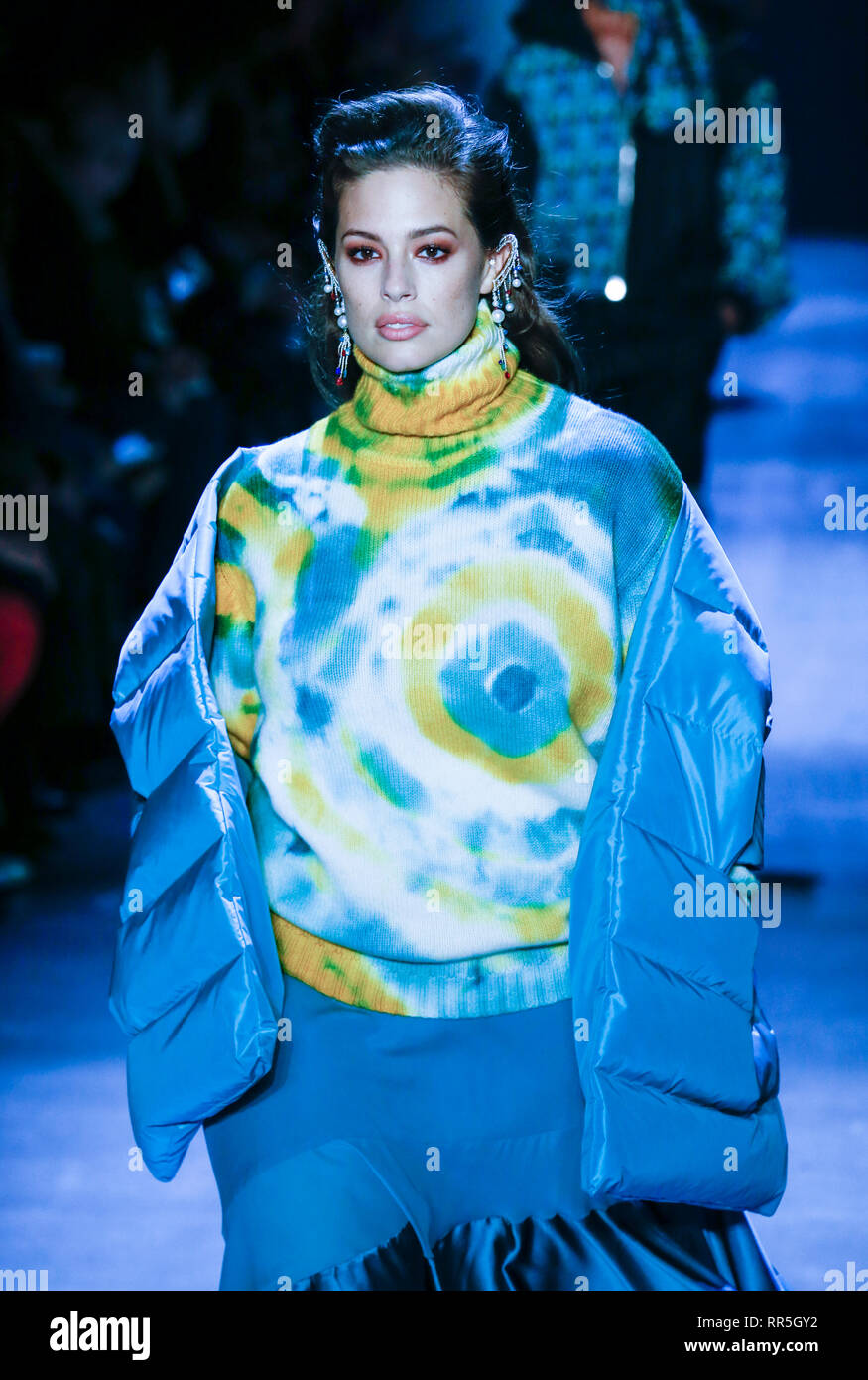Ashley graham runway hi-res stock photography and images - Alamy