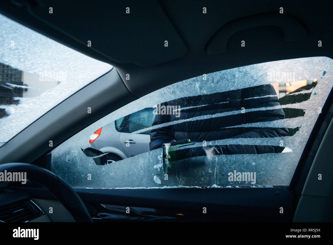 Woman cleaning car dashboard hi-res stock photography and images - Alamy