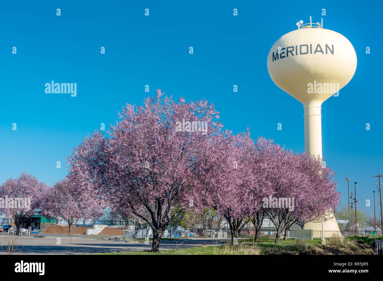 Meridian idaho water tower hi-res stock photography and images - Alamy