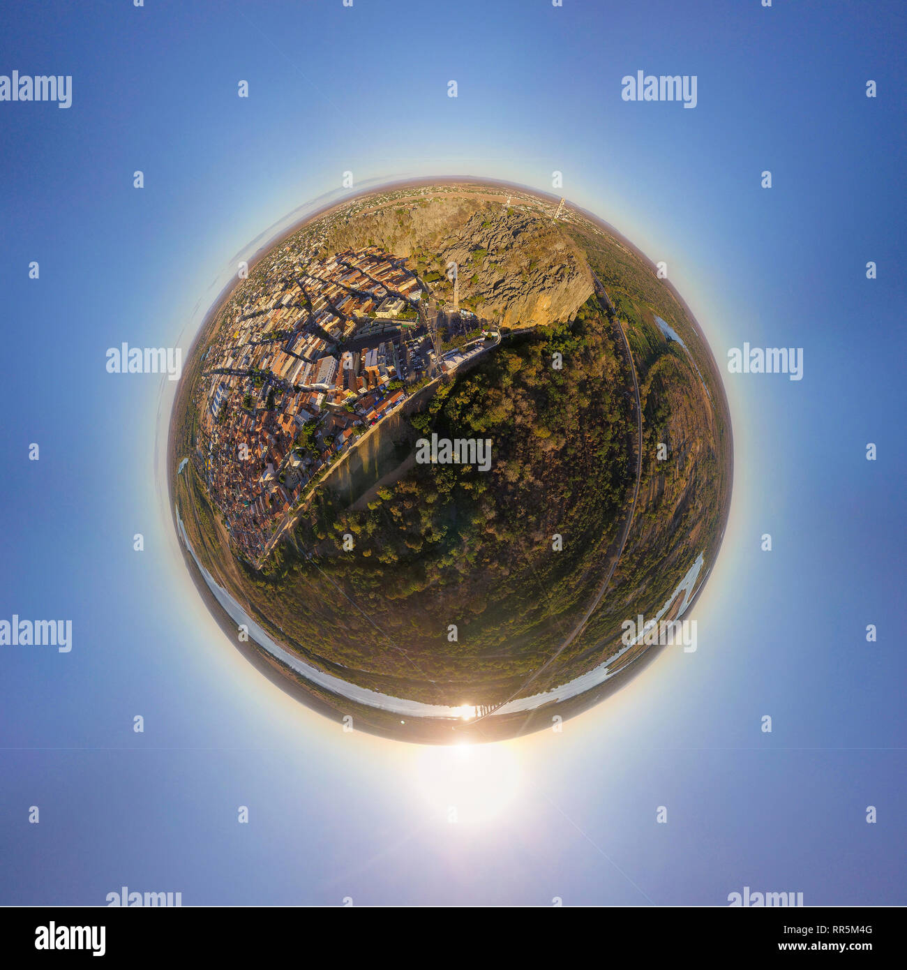 Mini planeta hi-res stock photography and images - Alamy