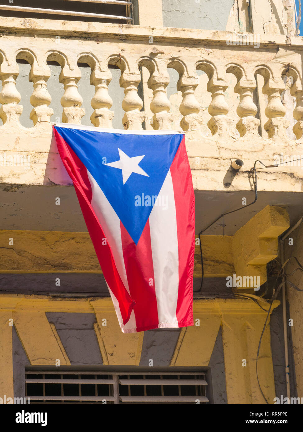 Puerto rico flag home hi-res stock photography and images - Alamy