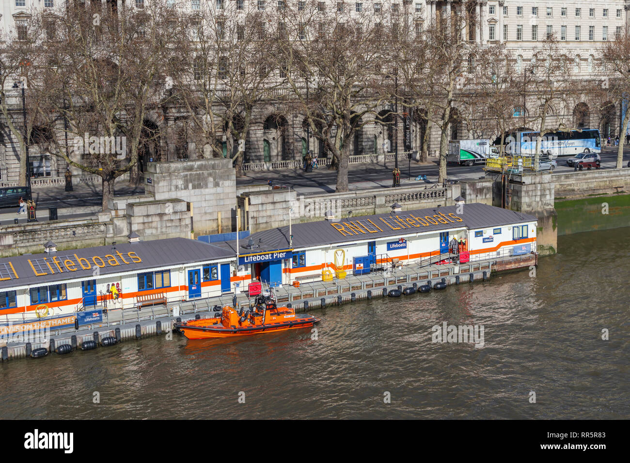 E Class lifeboat 'Hurley Burley', River Thames RNLI lifeboat pier Tower ...