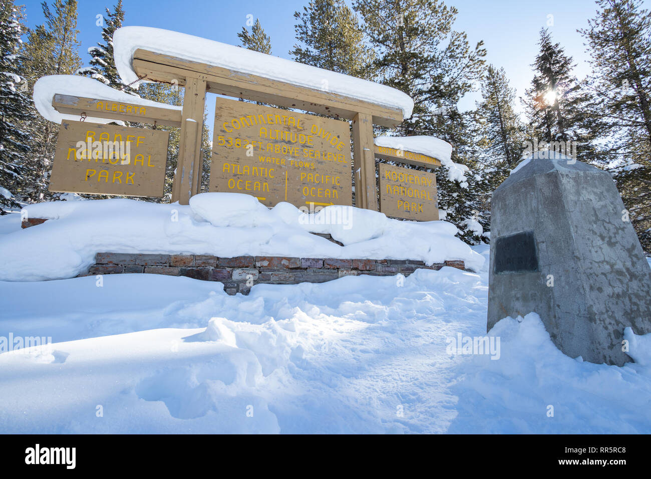 Continental Divide on Border of Banff and Kootenay National Parks ...