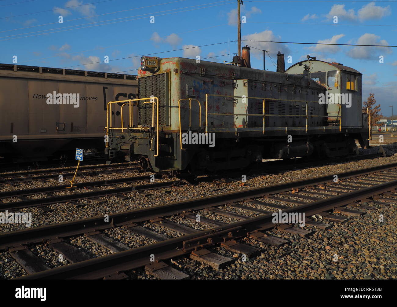 Sw series switcher hi-res stock photography and images - Alamy