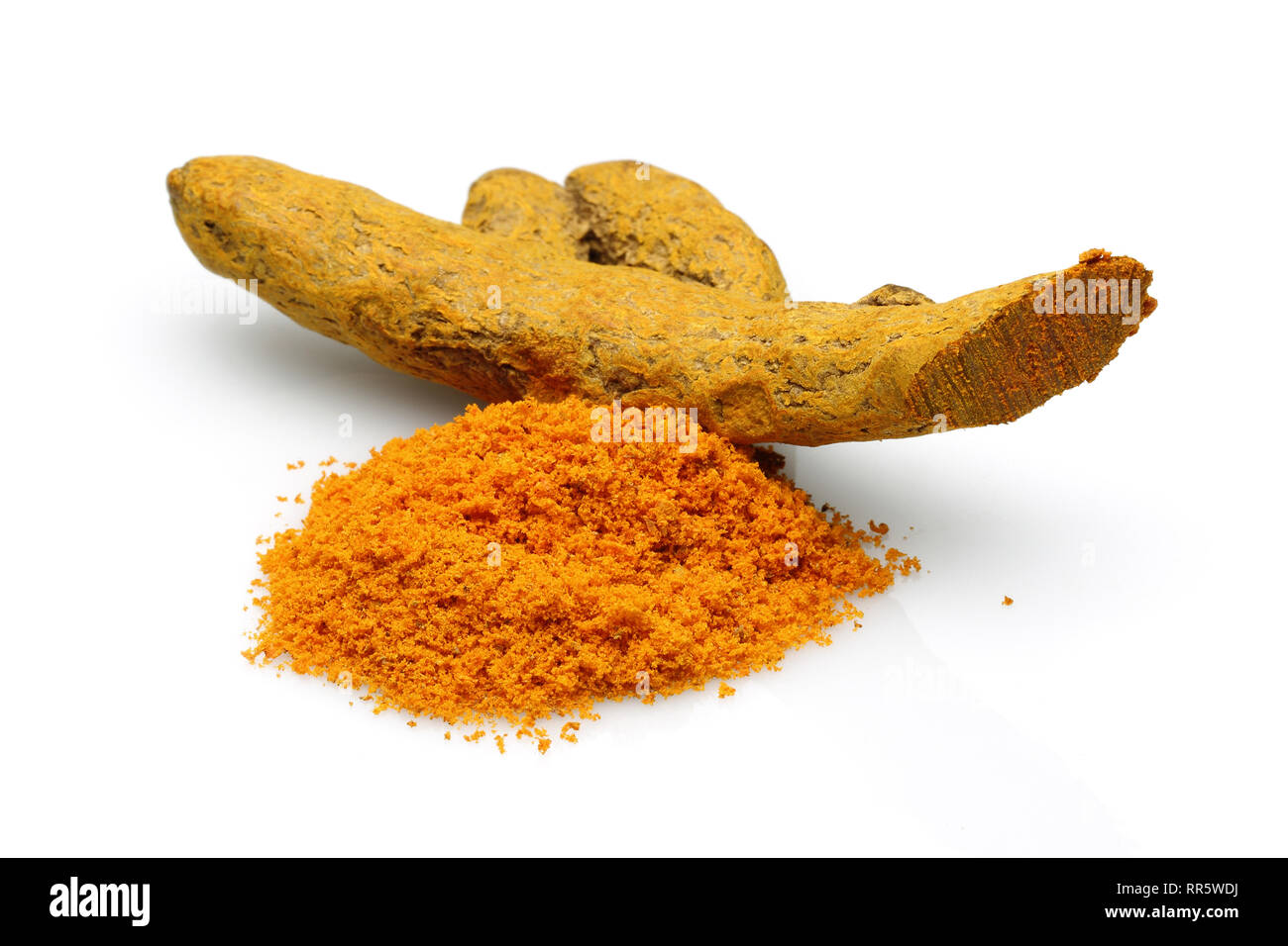 Dried turmeric and curcuma isolated on white background Stock Photo - Alamy