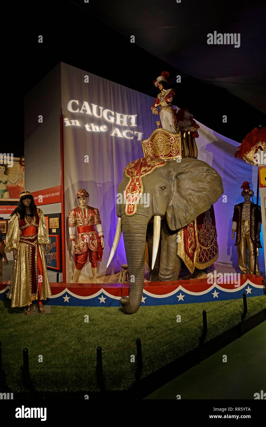 Circus wagons hi-res stock photography and images - Alamy