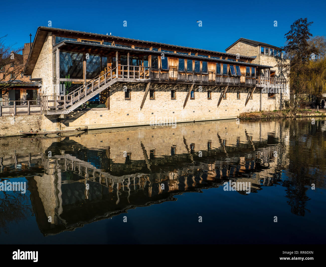 Darwin College Study centre in Cambridge on the River Cam. Completed in ...