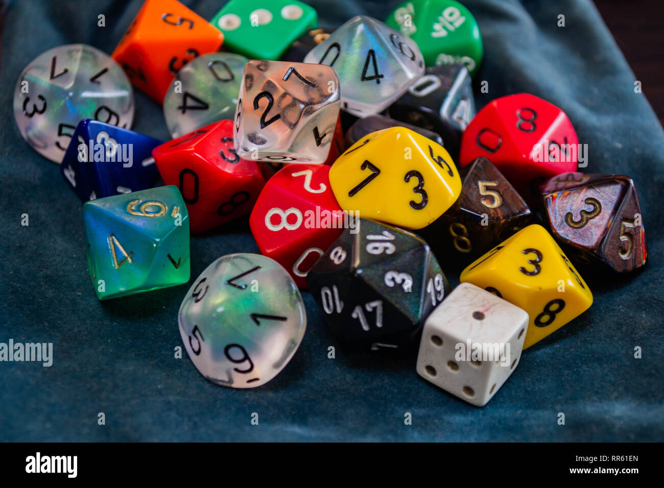 20 sided dice hi-res stock photography and images - Alamy