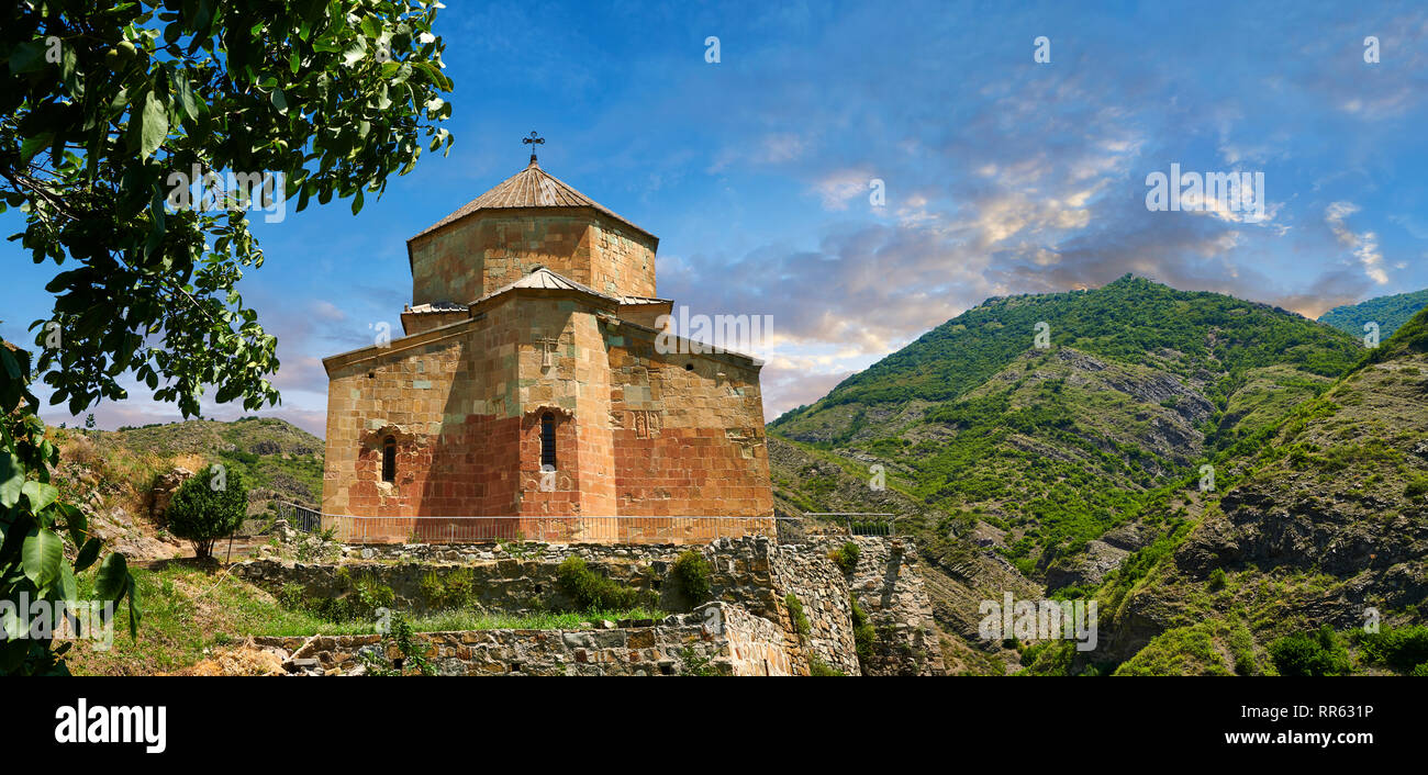 Picture & image of Ateni Sioni Georgian Orthodox tetraconch Church, 7th ...