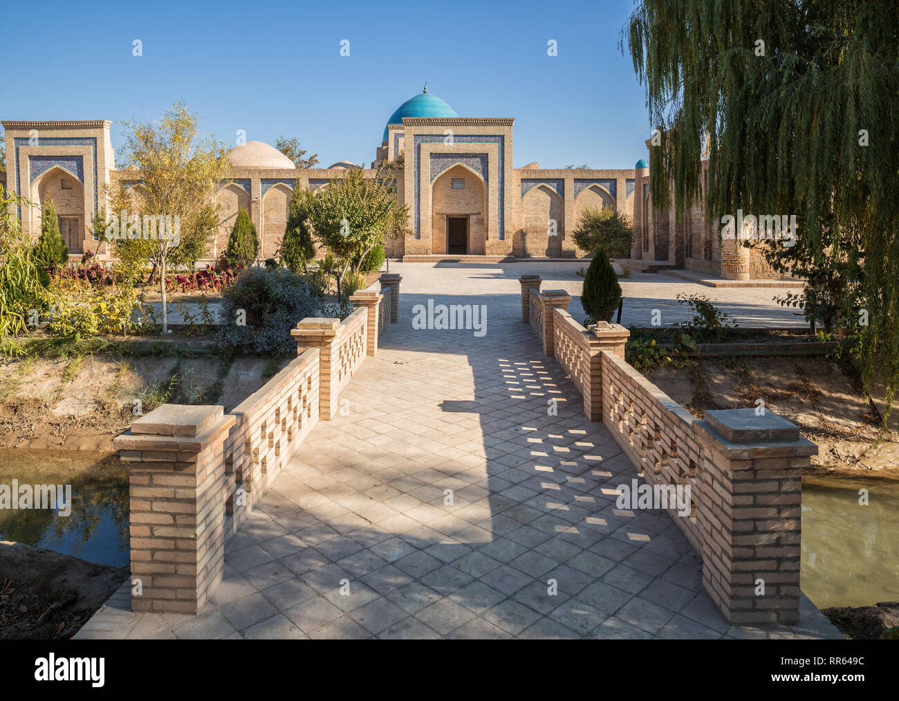 Islamic burial hi-res stock photography and images - Alamy