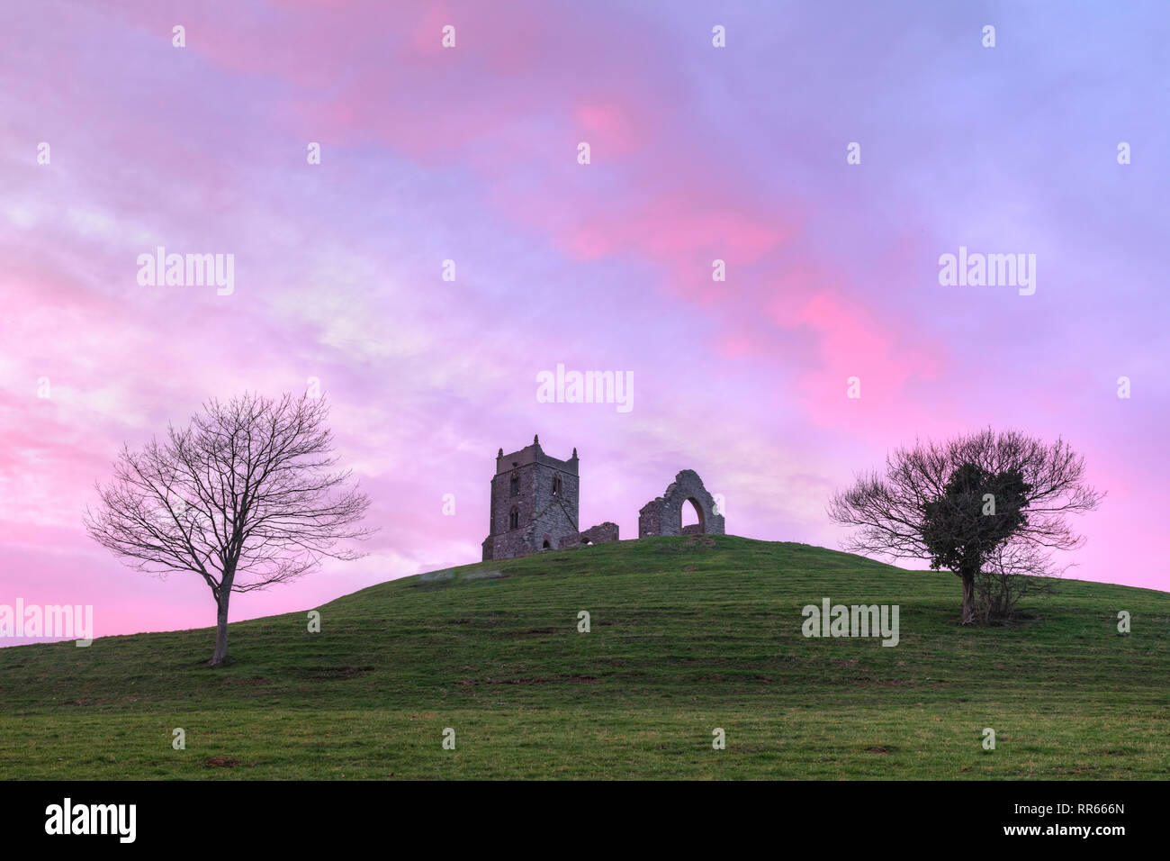 Burrow Mump, Burrowbridge, Somerset, England, UK Stock Photo - Alamy