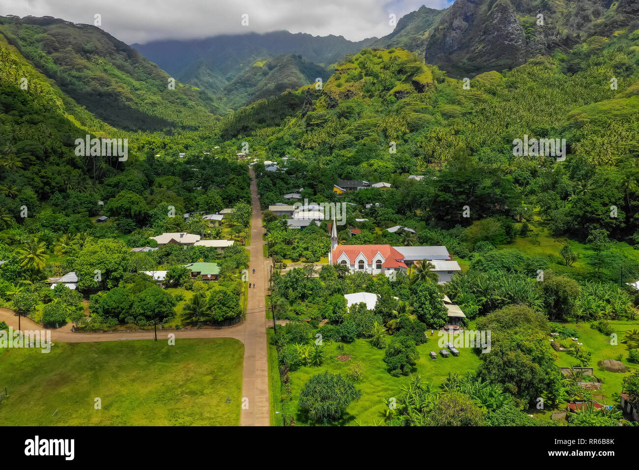 Fatu hiva, marquesas hi-res stock photography and images - Alamy