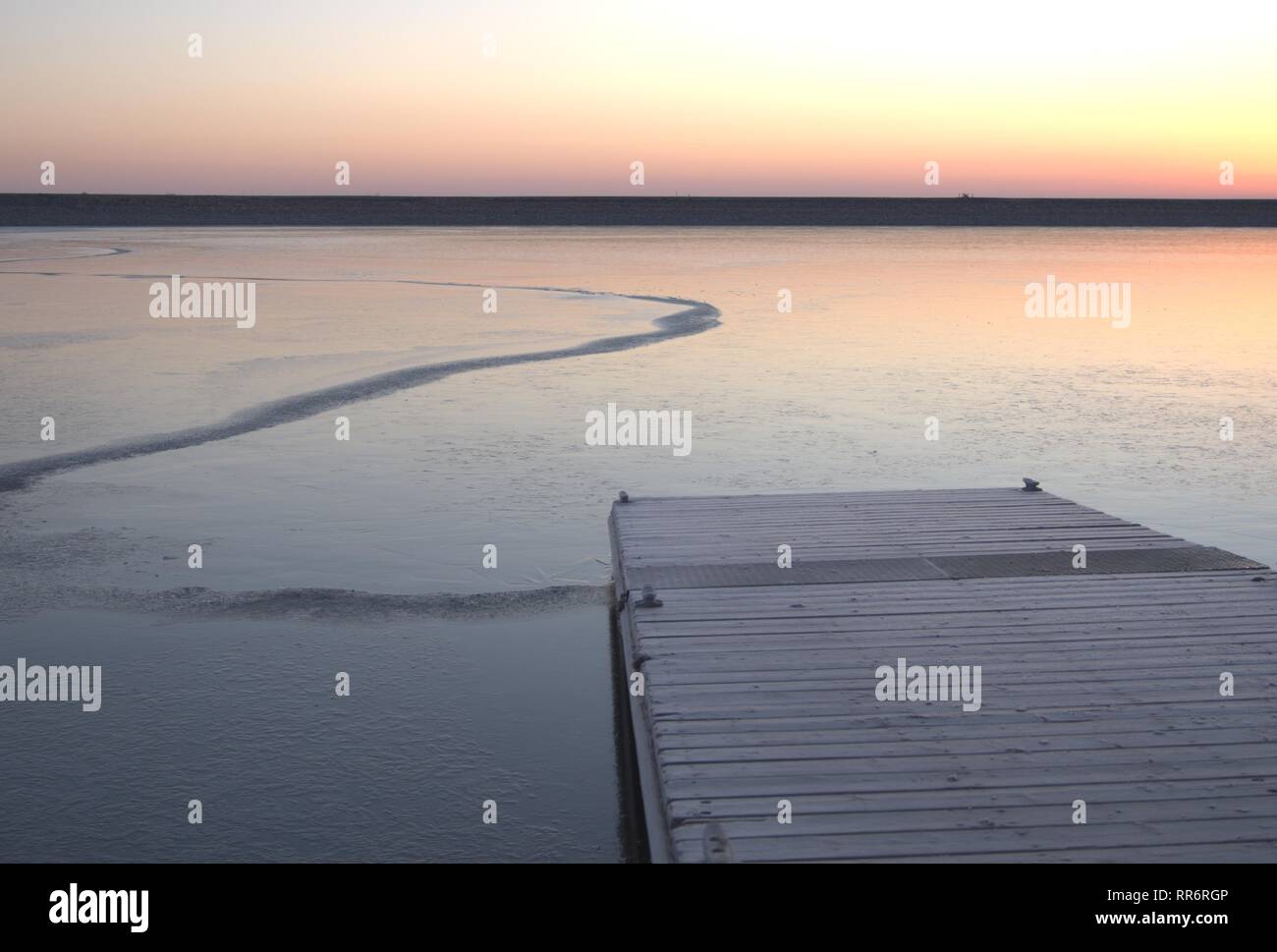 Frozen boat dock hi-res stock photography and images - Alamy