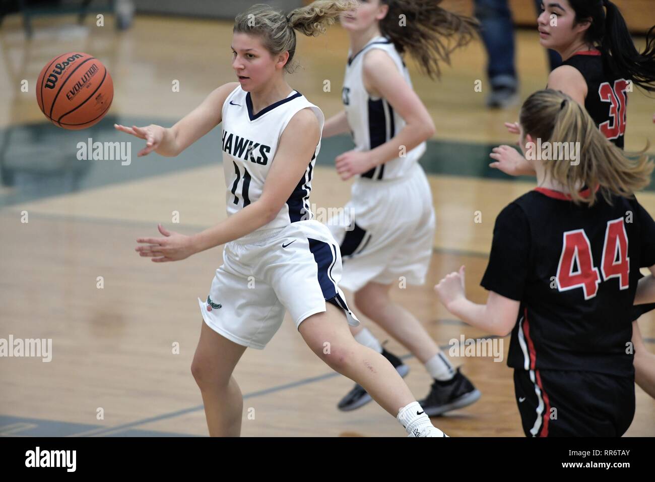 Three point field goal hi-res stock photography and images - Alamy