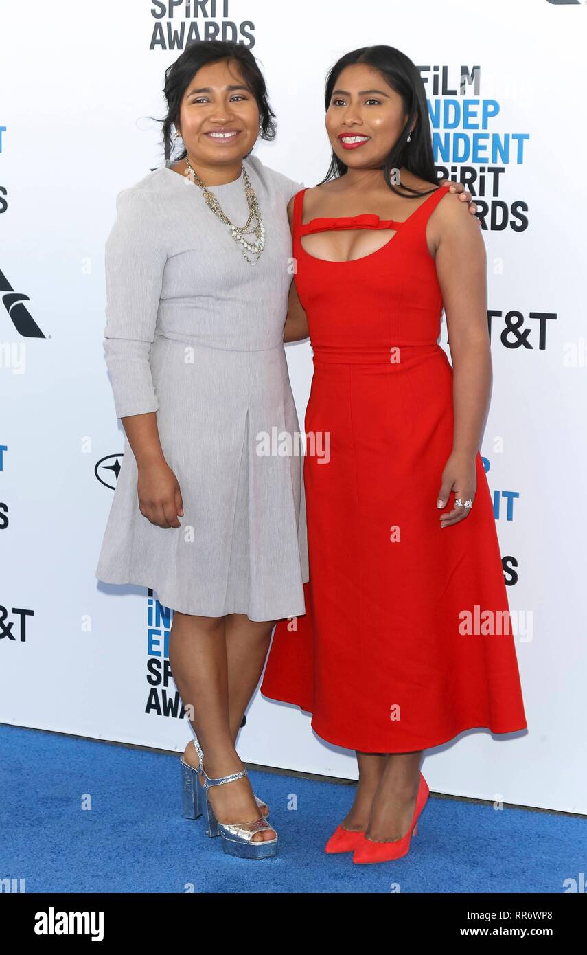Yalitza Aparicio and Nancy Garcia (r) arrive at the Film Independent ...