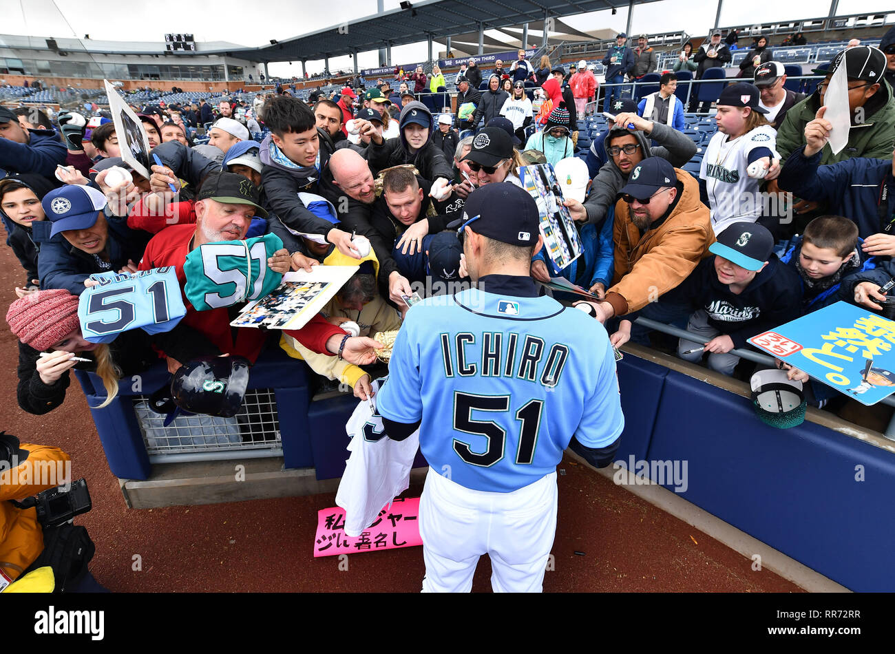 Suzuki Signs High Resolution Stock Photography and Images - Alamy