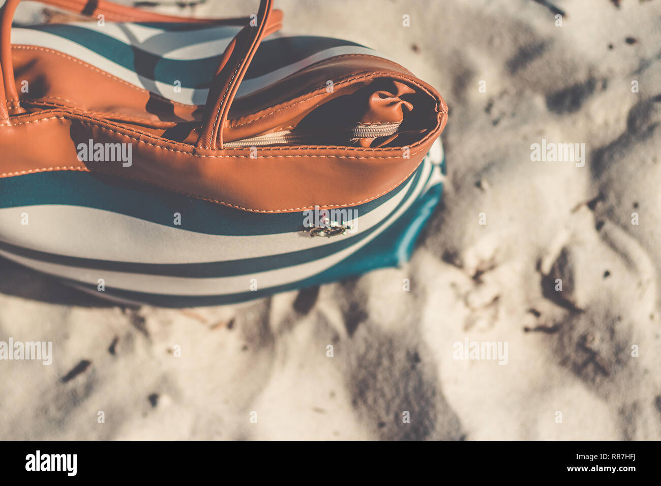 Bag of sand hi-res stock photography and images - Alamy